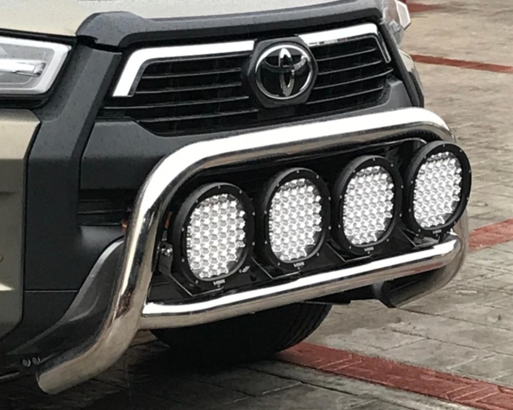 STOR QUADRO 76MM frontbåge - Toyota Hilux 2021-2024 - NisoTech.se