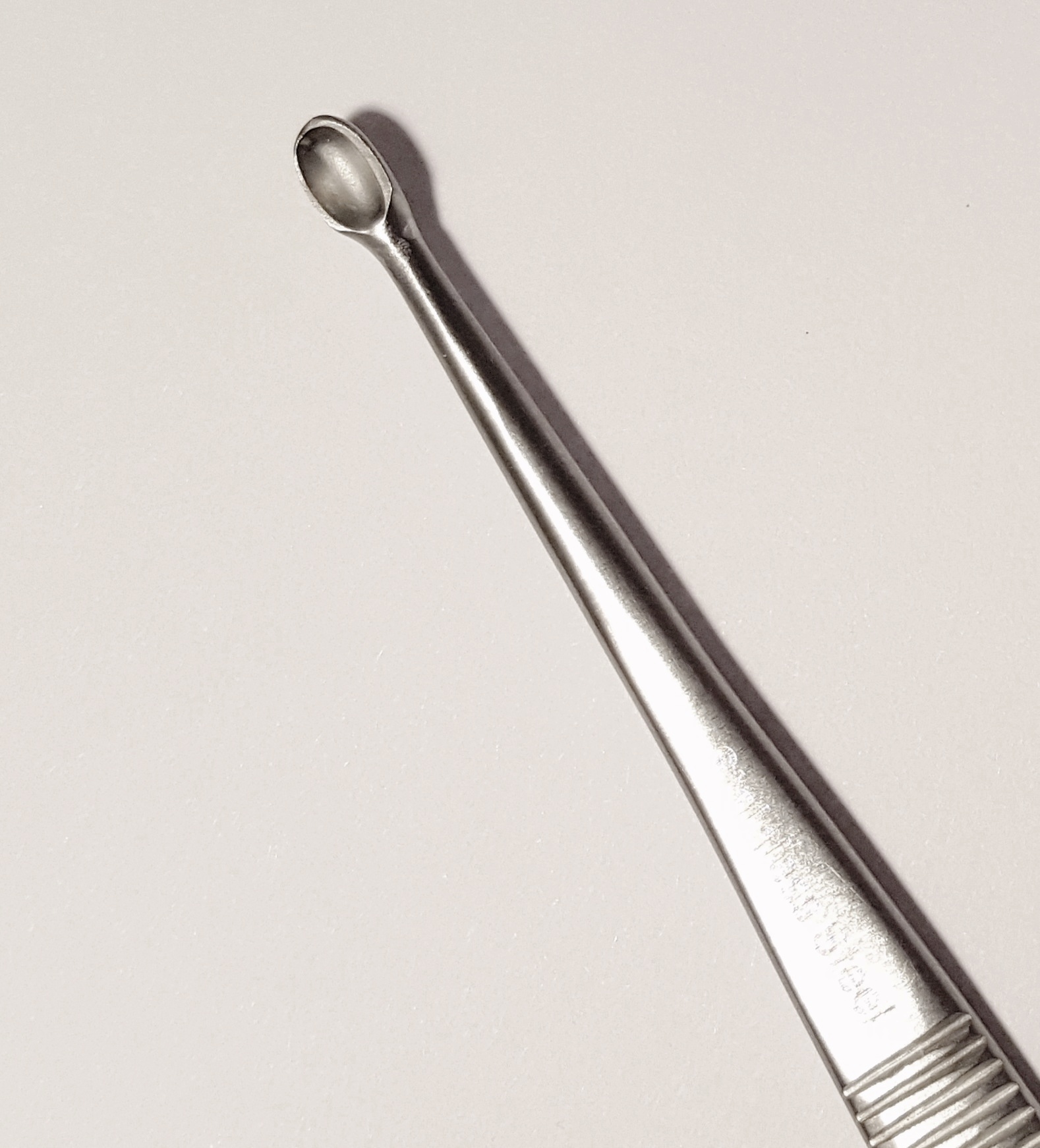 Komedonsked, dubbelsidig 14 cm - Econordica