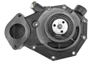 Traktordelar.net - Vattenpump JD RE546918