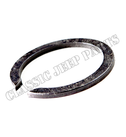 Main drive and shaft snap ring T84