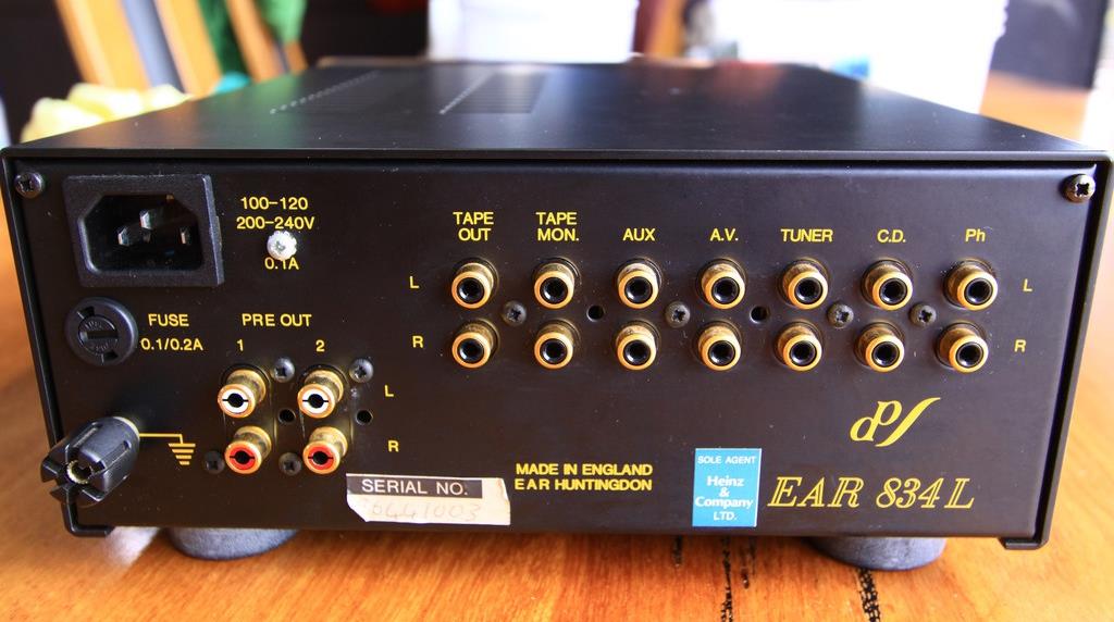 EAR 834L Deluxe Rör-Linjeförförstärkare - Akkelis Audio