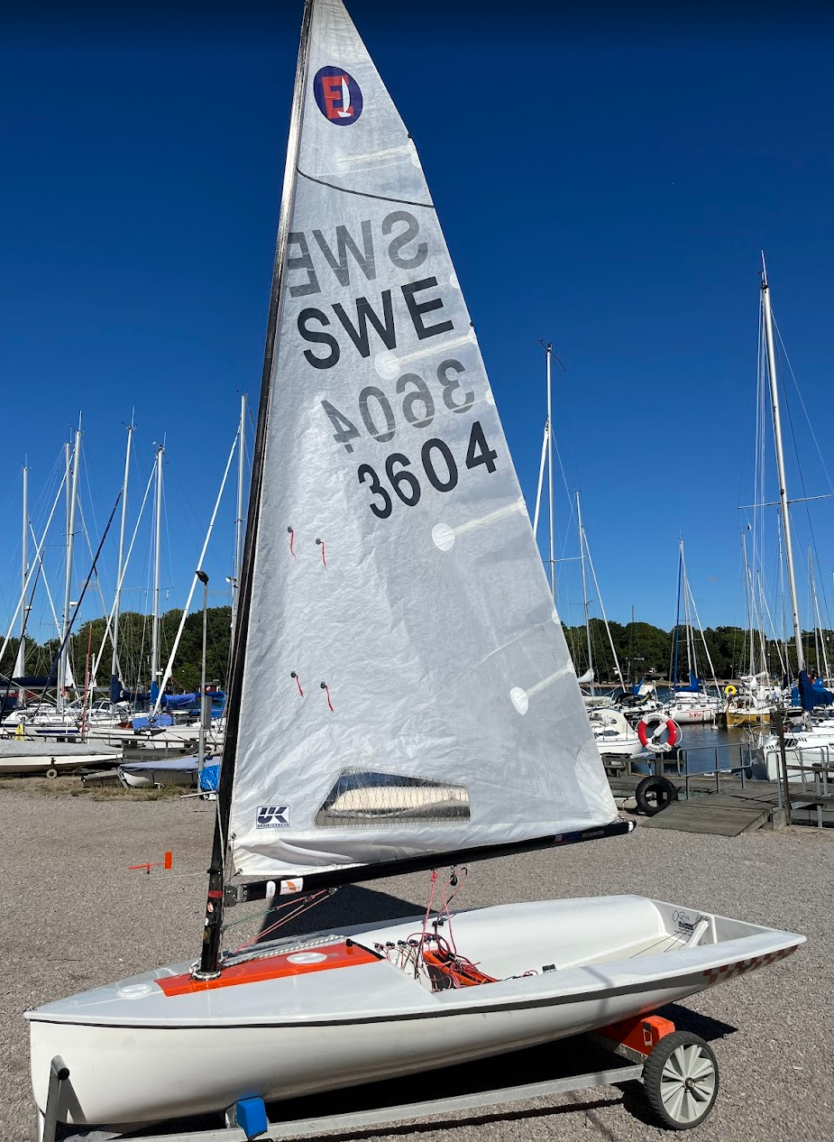 Säljes - E-jolle SWE3604 - Båths