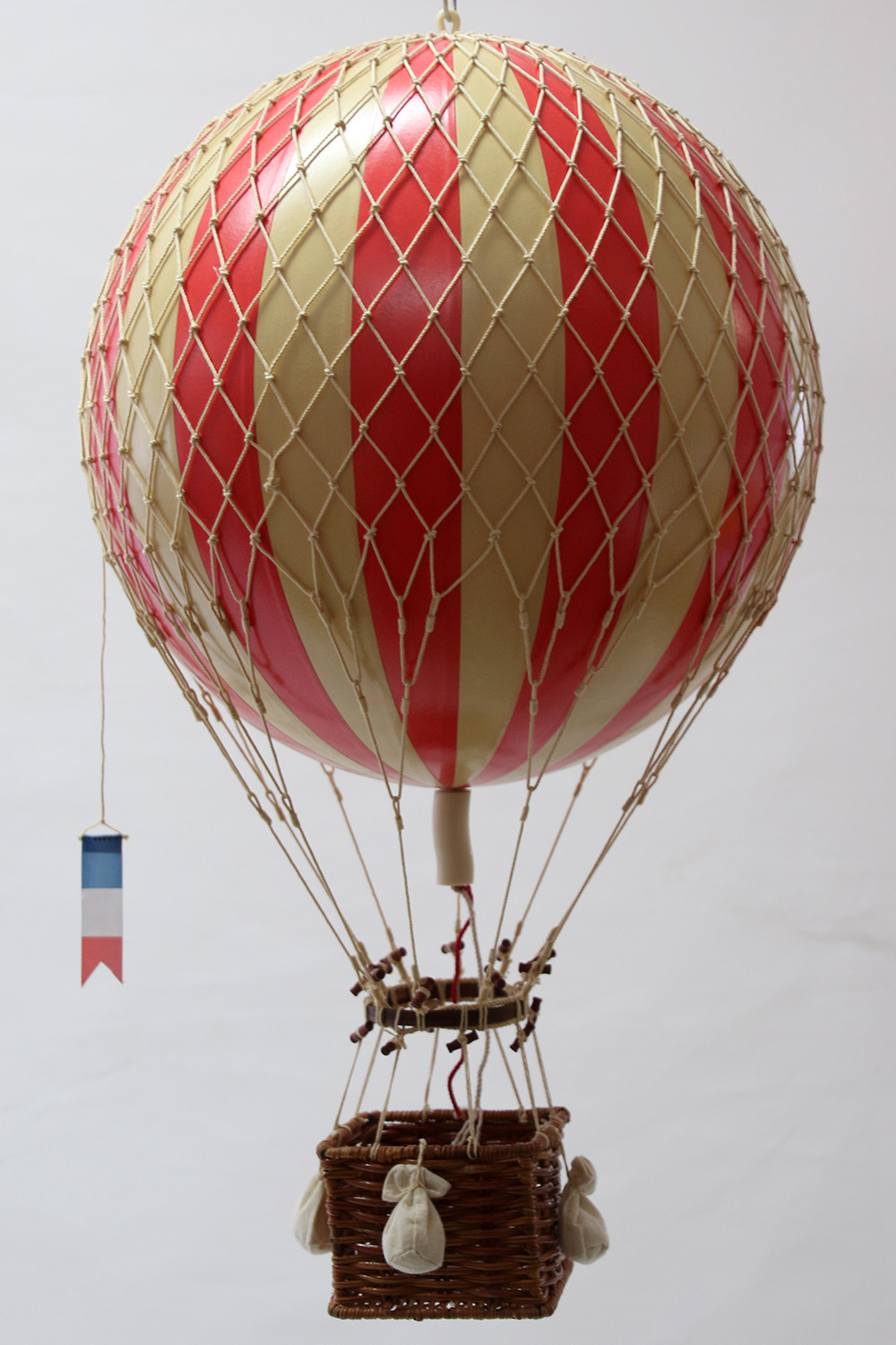 Balloon 'Jules Verne' Red 50 cm - Flaggskeppet