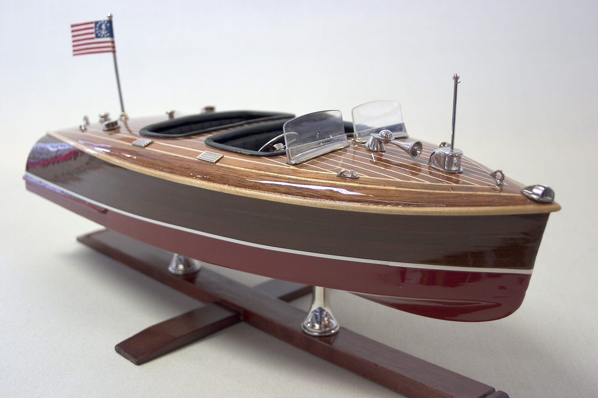 Chris Craft Barrel Back - Flaggskeppet