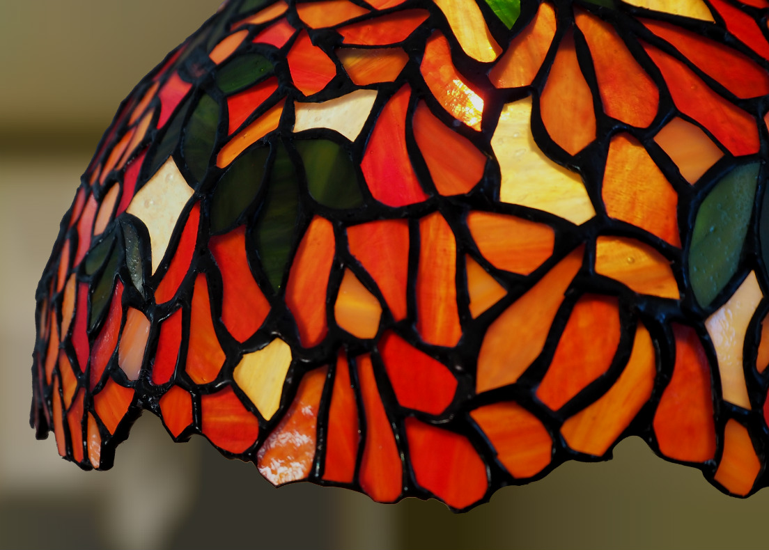 Lámparas Tiffany Polarfox - Lámpara de mesa Laburium Ø 31cm