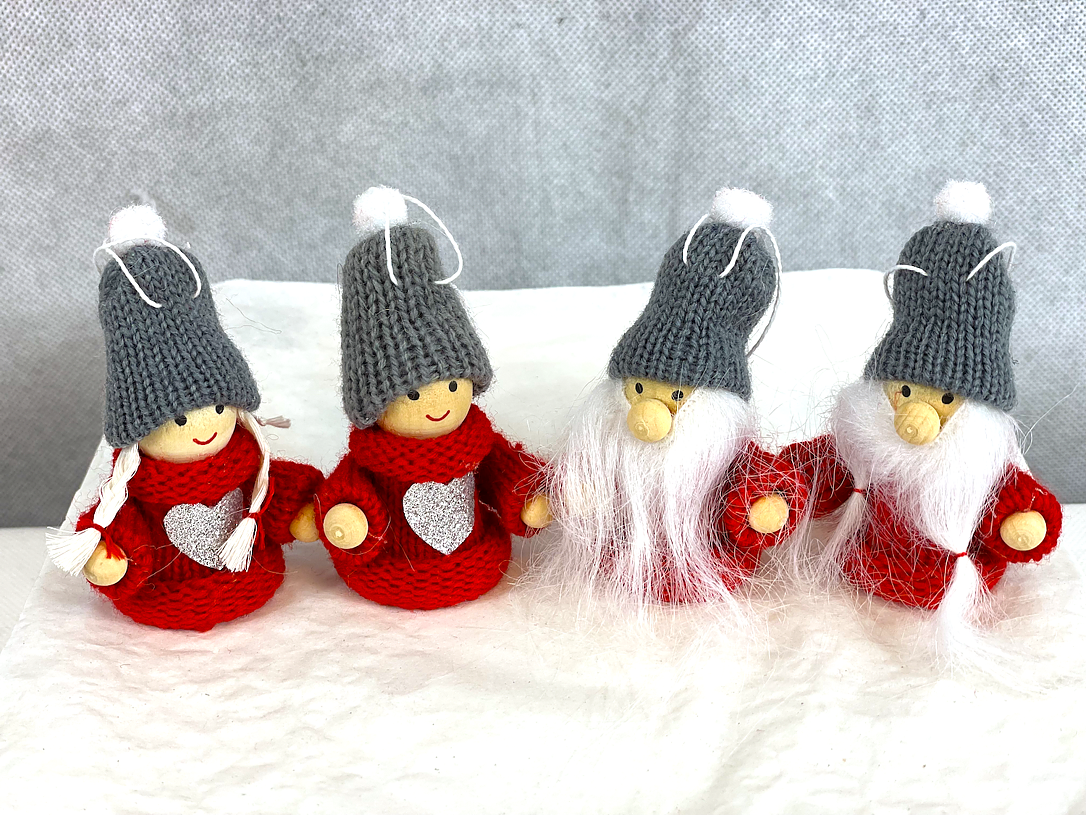 HEMSLÖJDSPRODUKTER - Jul - tomtar mm