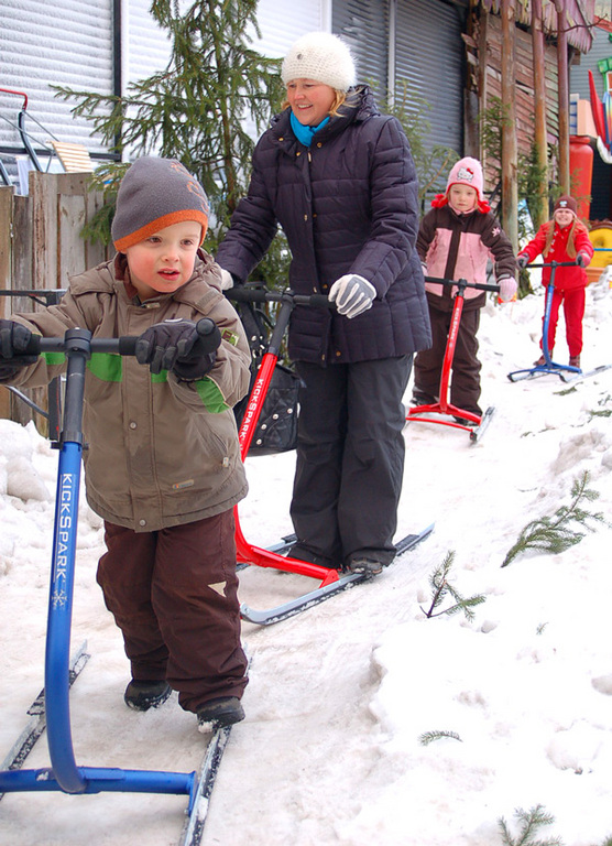 KickSpark Max spark frostblå - Kickbike.se