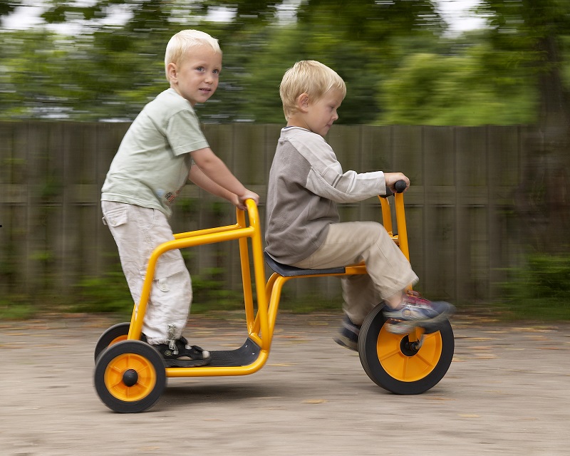 RABO trehjuling / romersk stridsvagn Chariot - Lekute.se