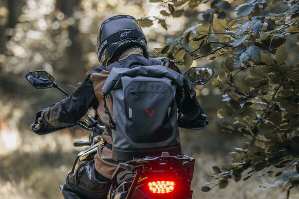 Drybag 300 backpack. 30L. Grey/black. Waterproof - Adventuremc.se