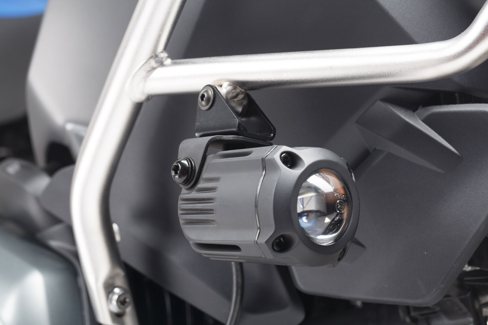 EVO fog light kit - Adventuremc.se