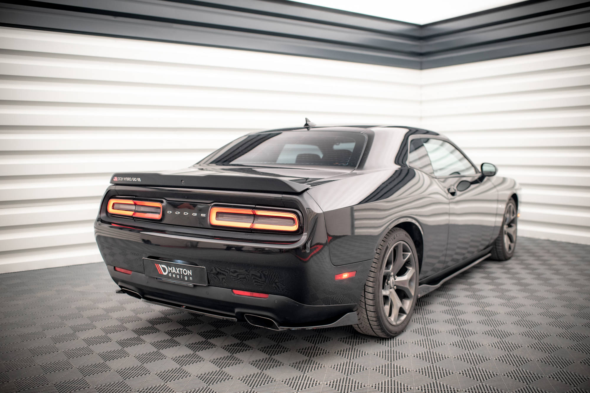 Rear Side Splitters Dodge Challenger RT Mk3 Facelift - bluepower.se