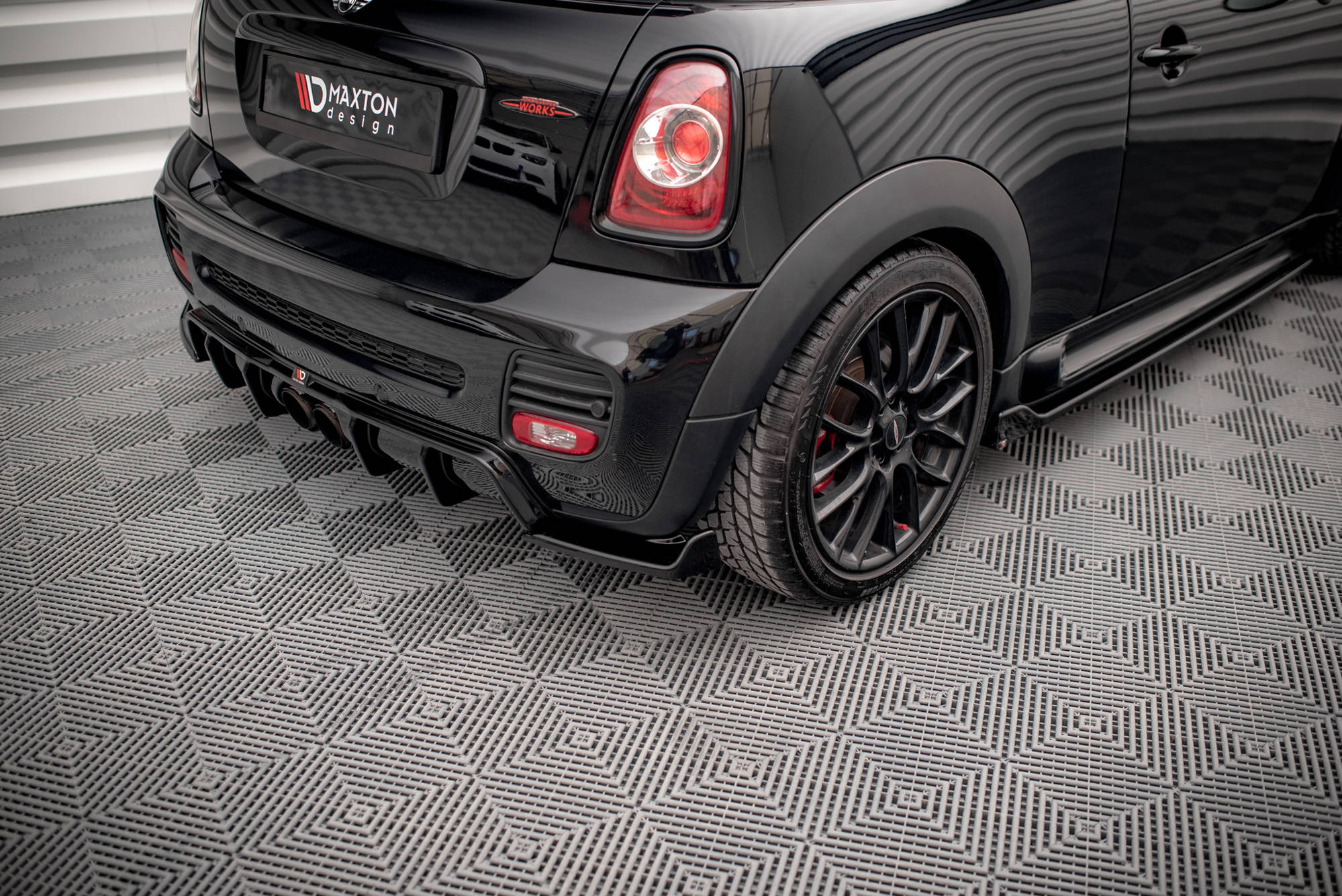 Rear Side Splitters V.3 Mini Cooper John Cooper Works R56 - bluepower.se