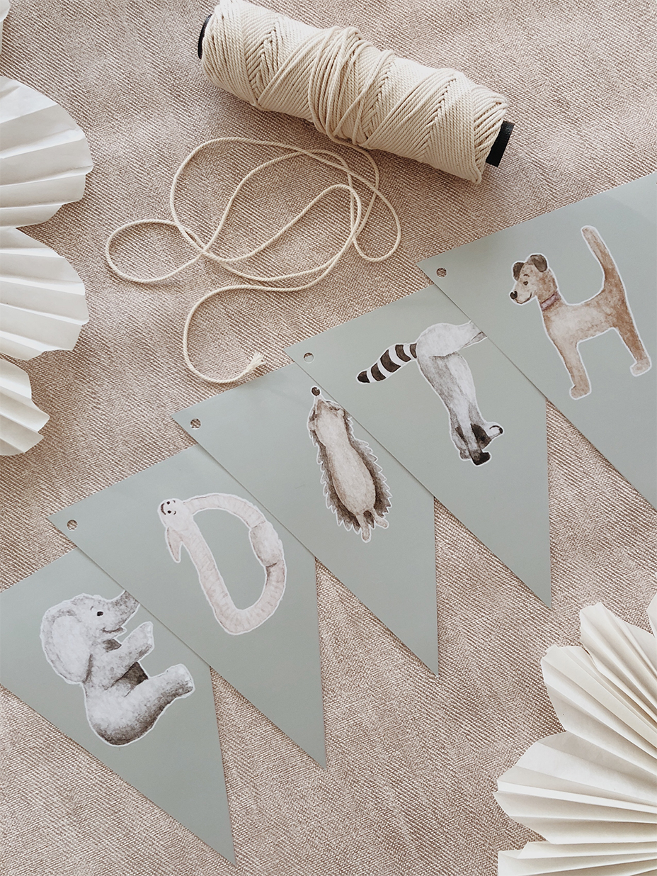 Vimpel - ABC - Djur - Grön - Personlig - Girlang - Födelsedagsdekoration