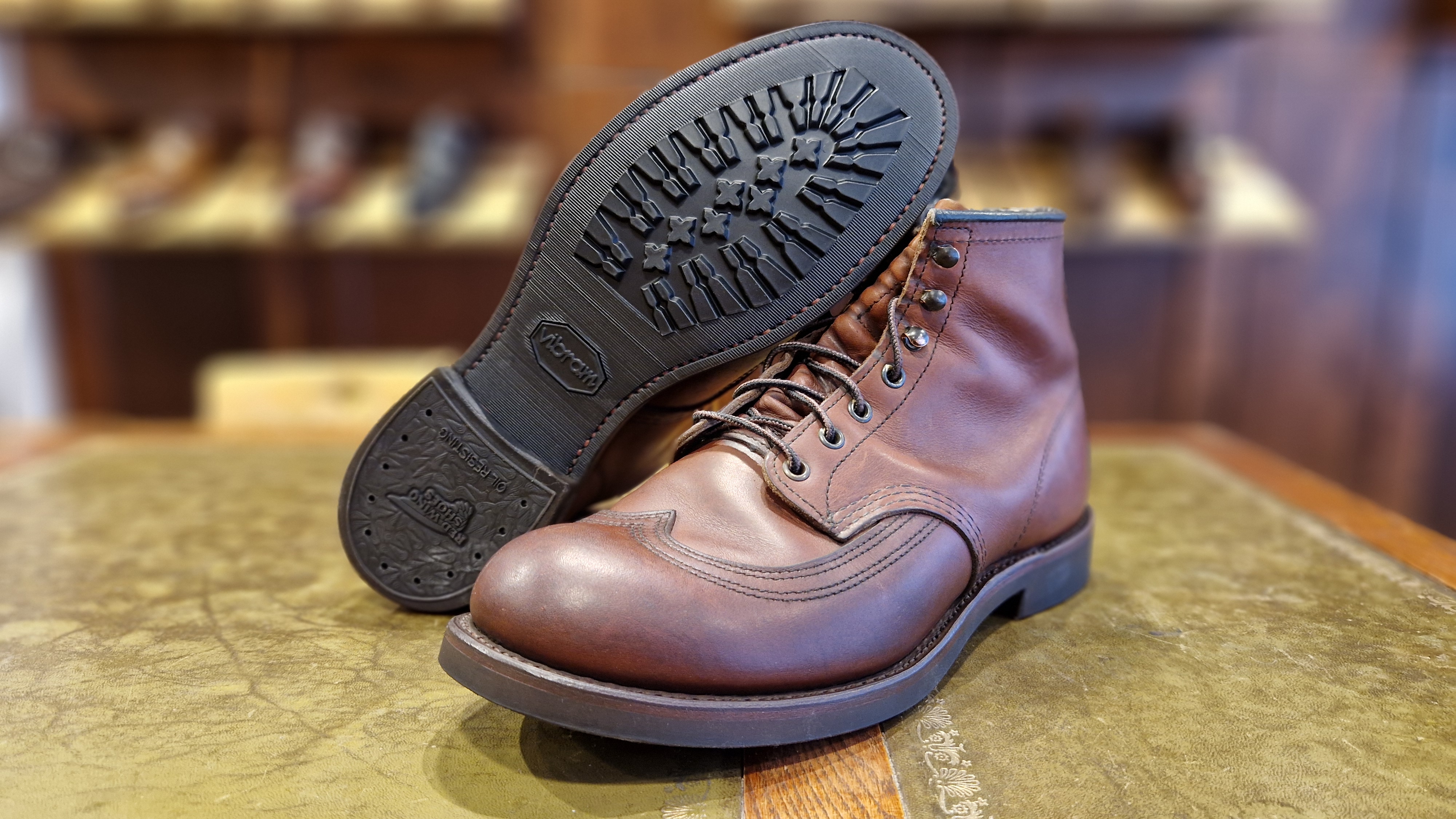 Helsulning Vibram 430 mini lug sole - Davidsons Skomakeri