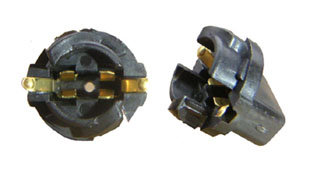 Twist-In Wedge Base Lamp Socket - Free Play