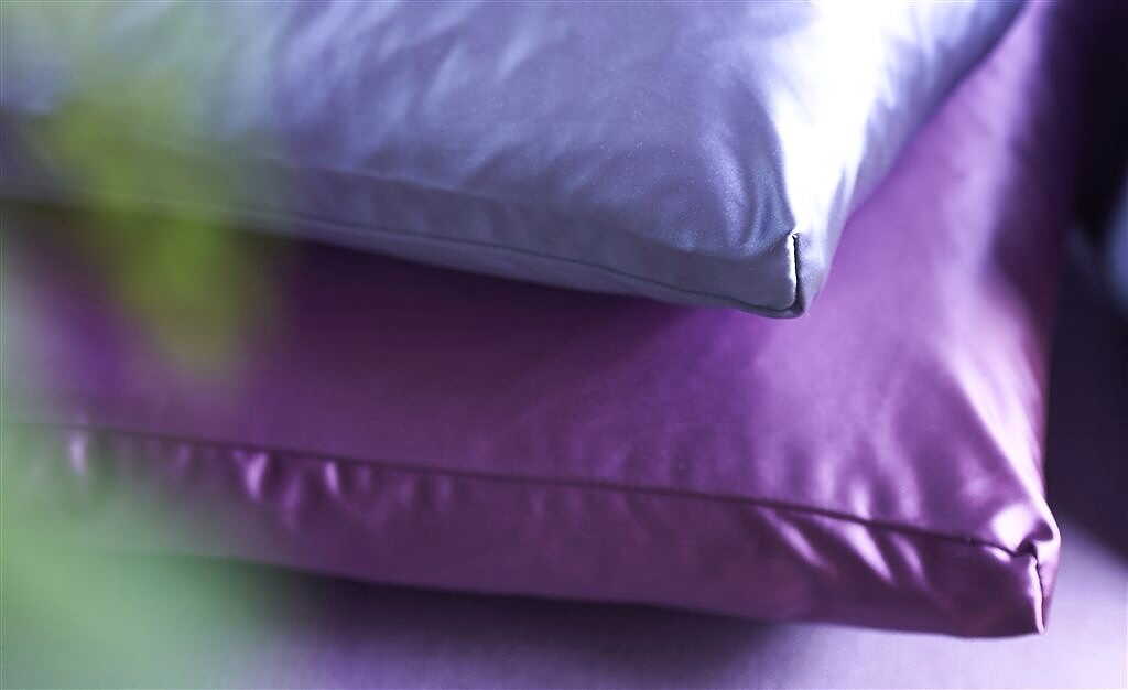 Calozzo Satin - Bok & Interiör