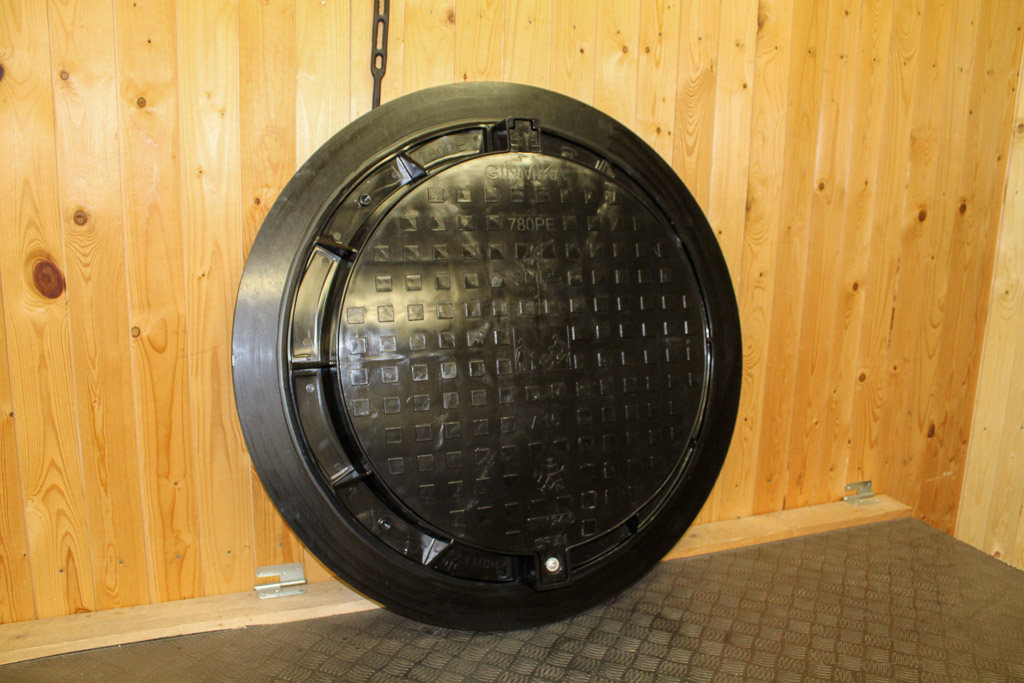 Brunnslock i kompost - 930 - Lunneryds AB