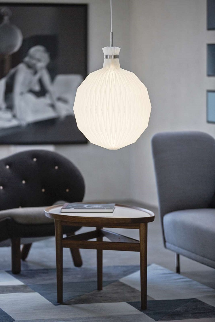 101 Pendel vit stor - LE KLINT - Köp hos Vision of Home.se - Fri Frakt