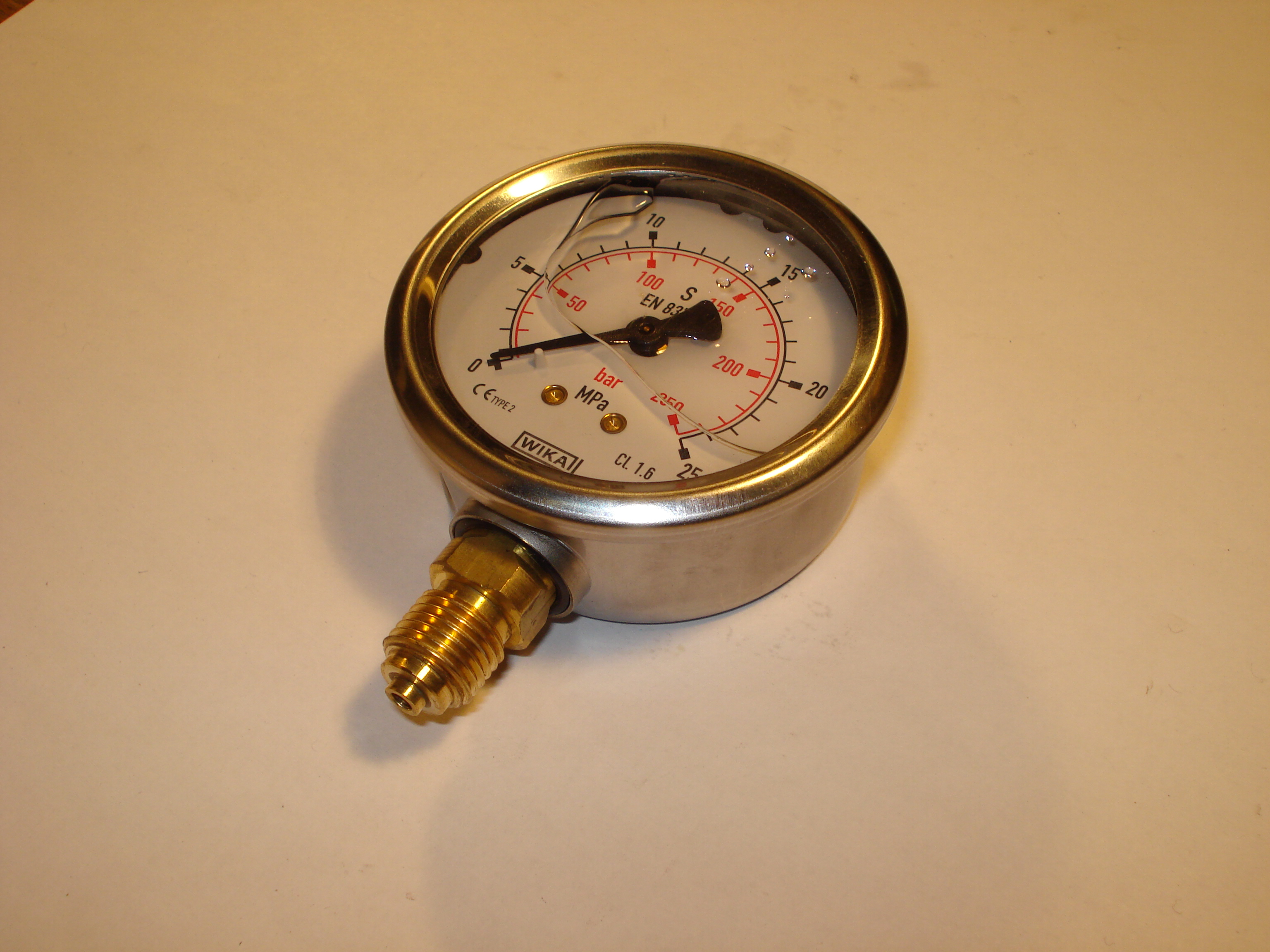 IM Machinery - Manometer 0-250 bar