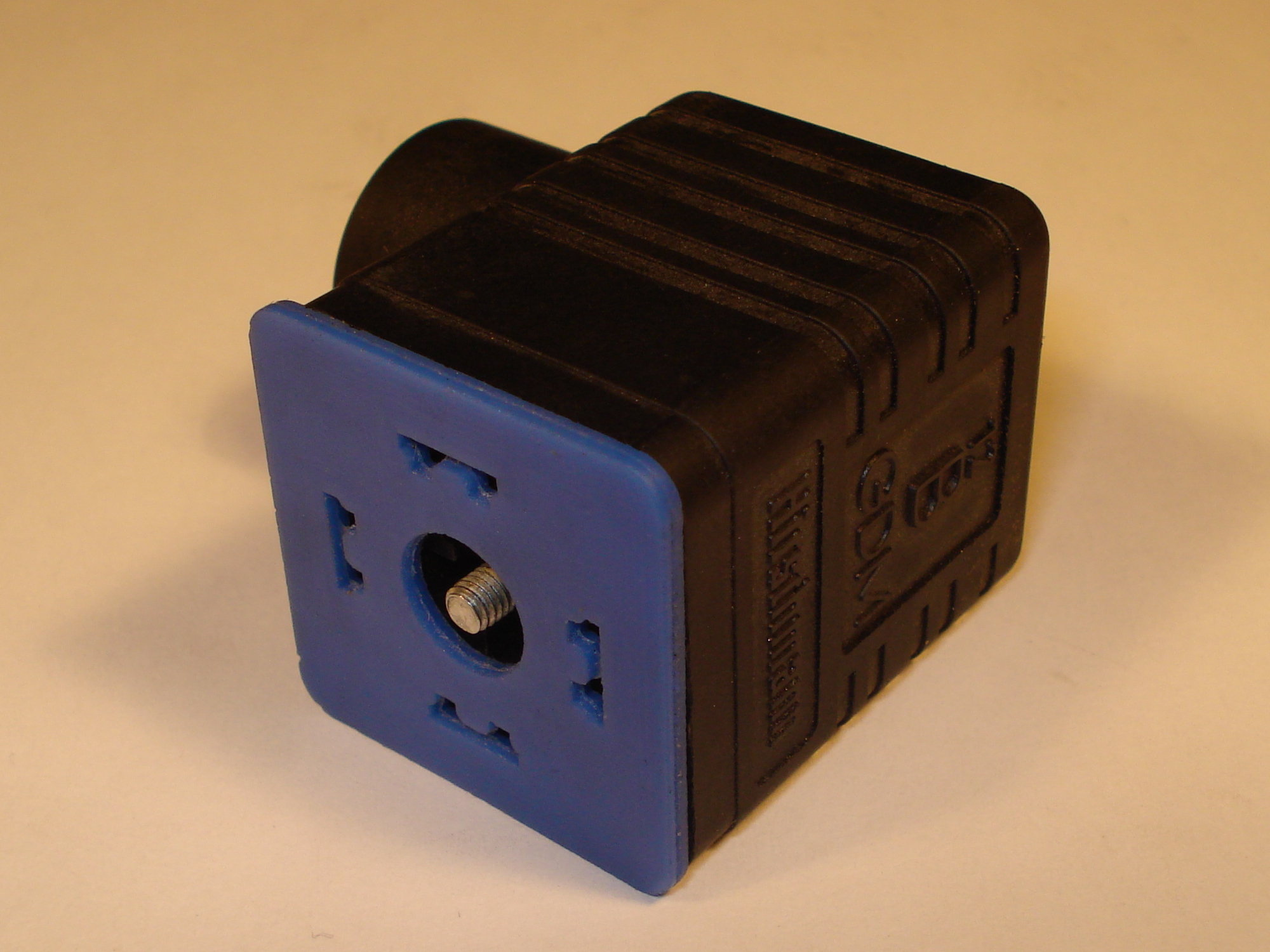 IM Machinery - Valve connector 230V DC