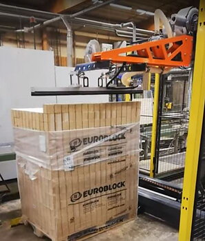 IM Machinery - Automated infeed of pallet blocks