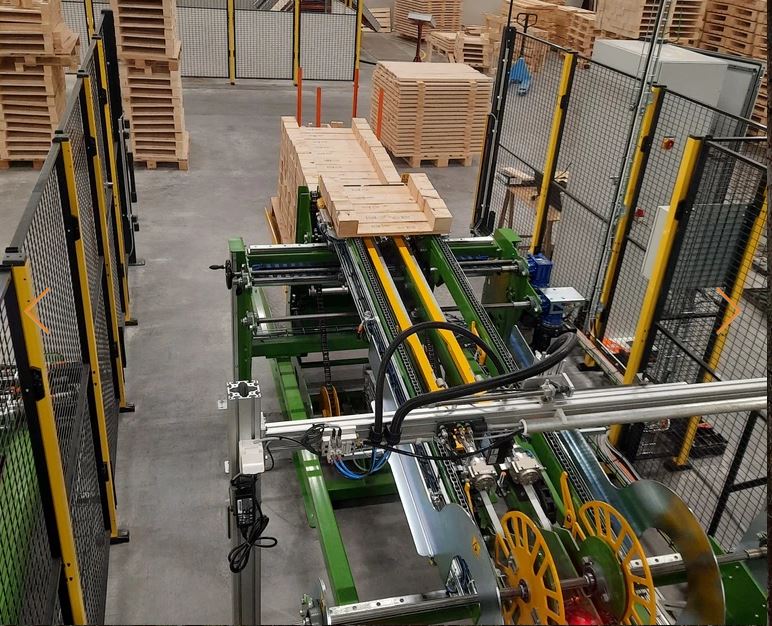 IM Machinery - Pallet Legs Stacker