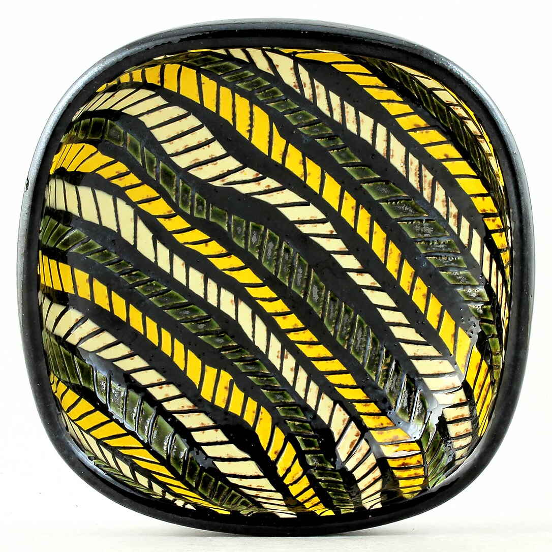 Ingrid Atterberg – Ceramics from Upsala-Ekeby
