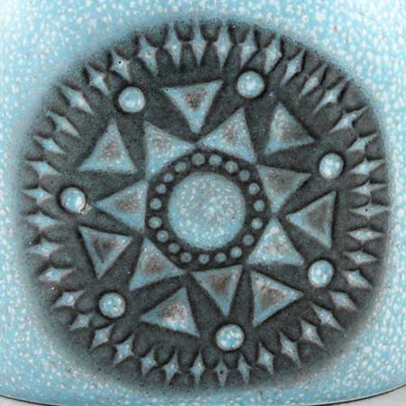 Mari Simmulson （ マリ・シムルソン） の Rouletteシリーズ ウプサラエクヴィ製