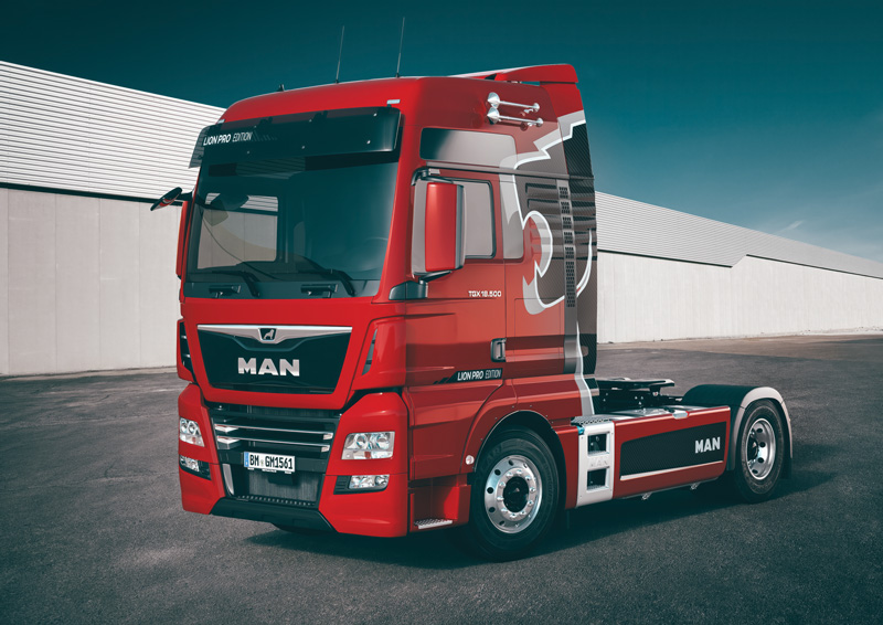 MAN TGX 18-500 XXL, Lion pro edition 1/24 - Habo Hobby