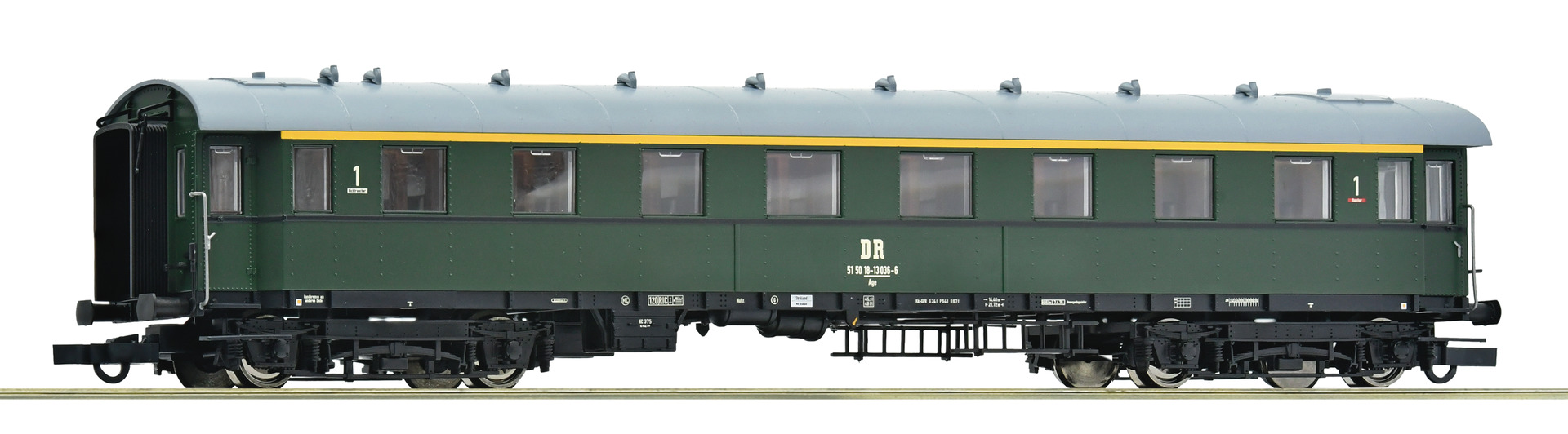 1st class standard express train coach, DR - Habo Hobby