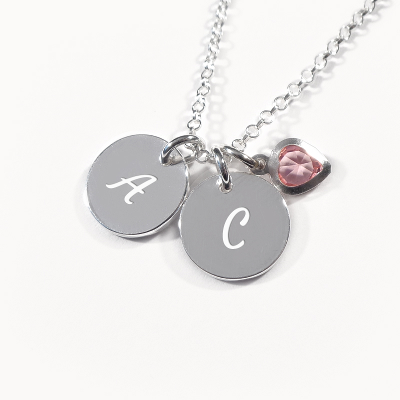 Två coins, Bokstavshalsband, Bokstavssmycke med berlock - dam - silver