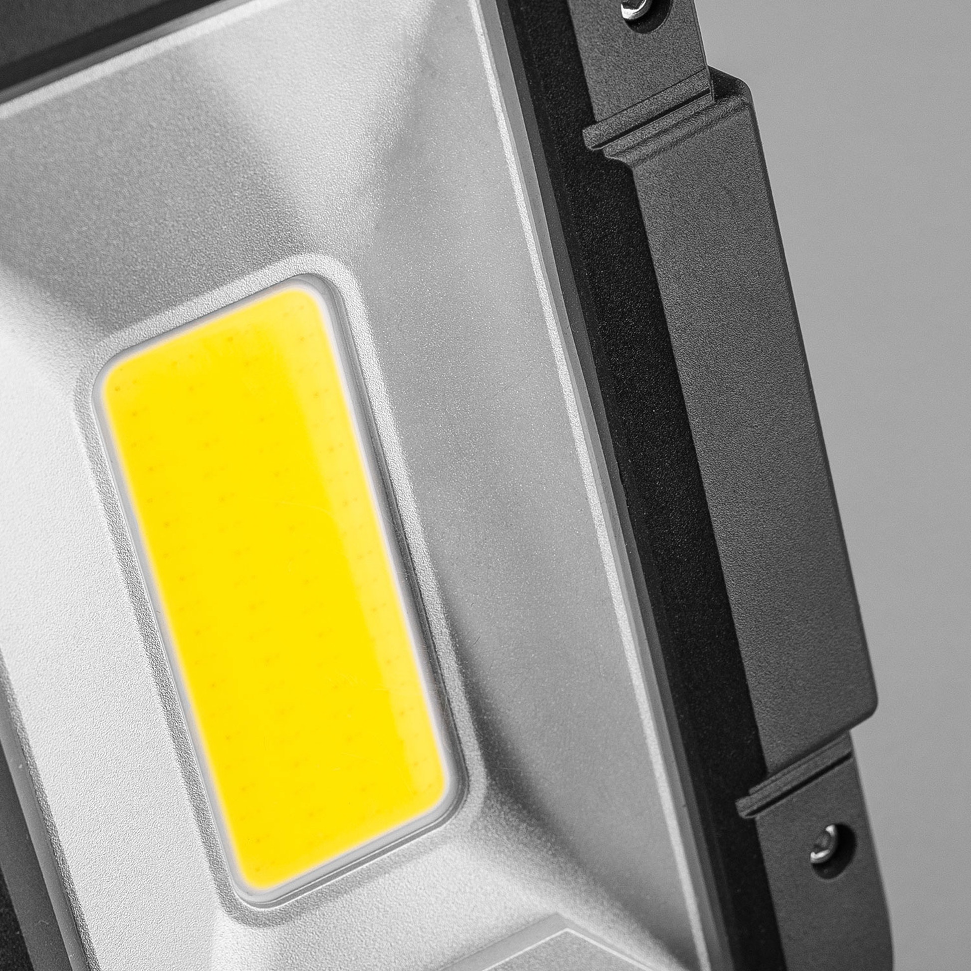 STEDI T1500 LED Task & Camp Light - STEDI Europe