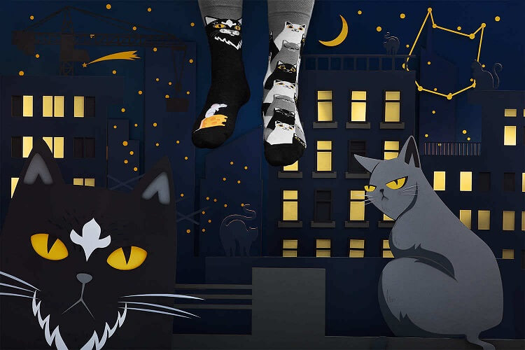 Many Mornings Black Cat Roliga Strumpor