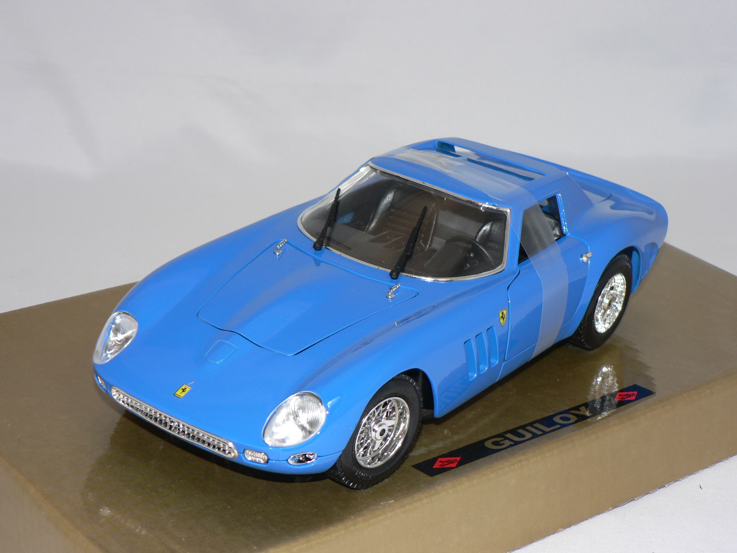 GL Modellbilar AB - Ferrari 250 GTO -1964 1:18 Guiloy