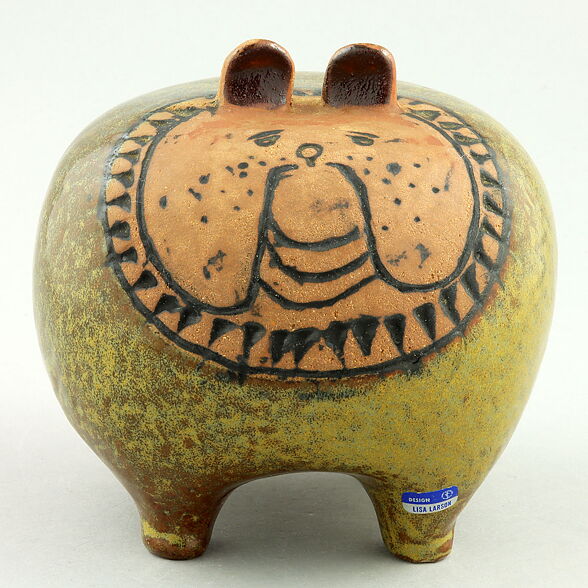 Lisa Larson’s dogs from Gustavsberg and K-studion