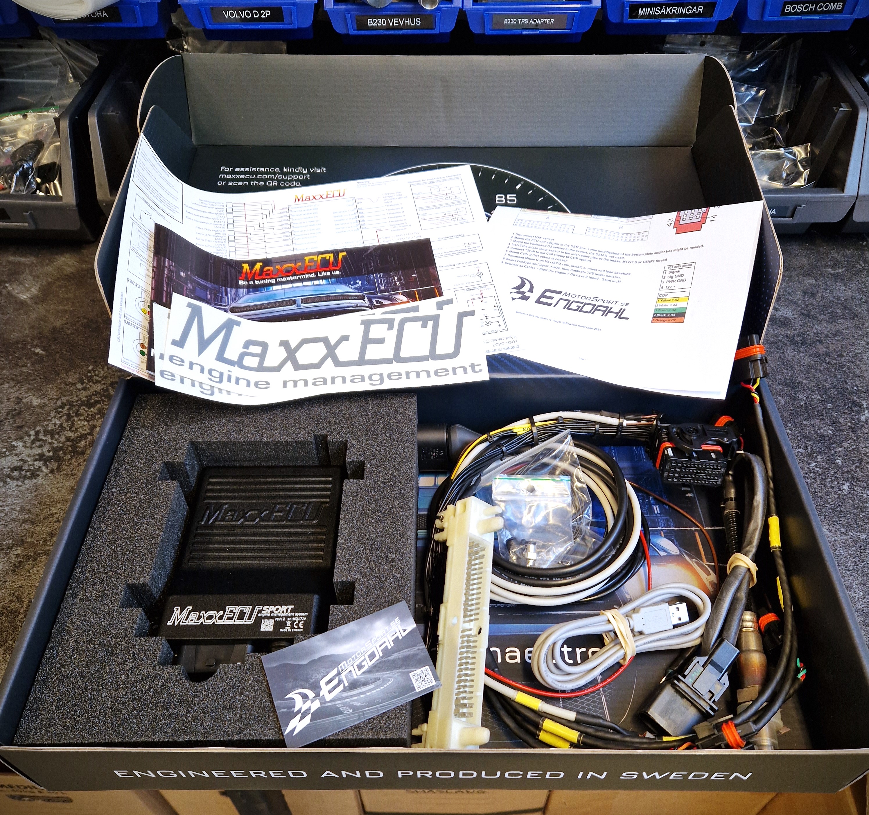 Volvo 850 Turbo T5 850R Plug and Play Kit - MaxxECU - EMS Webshop