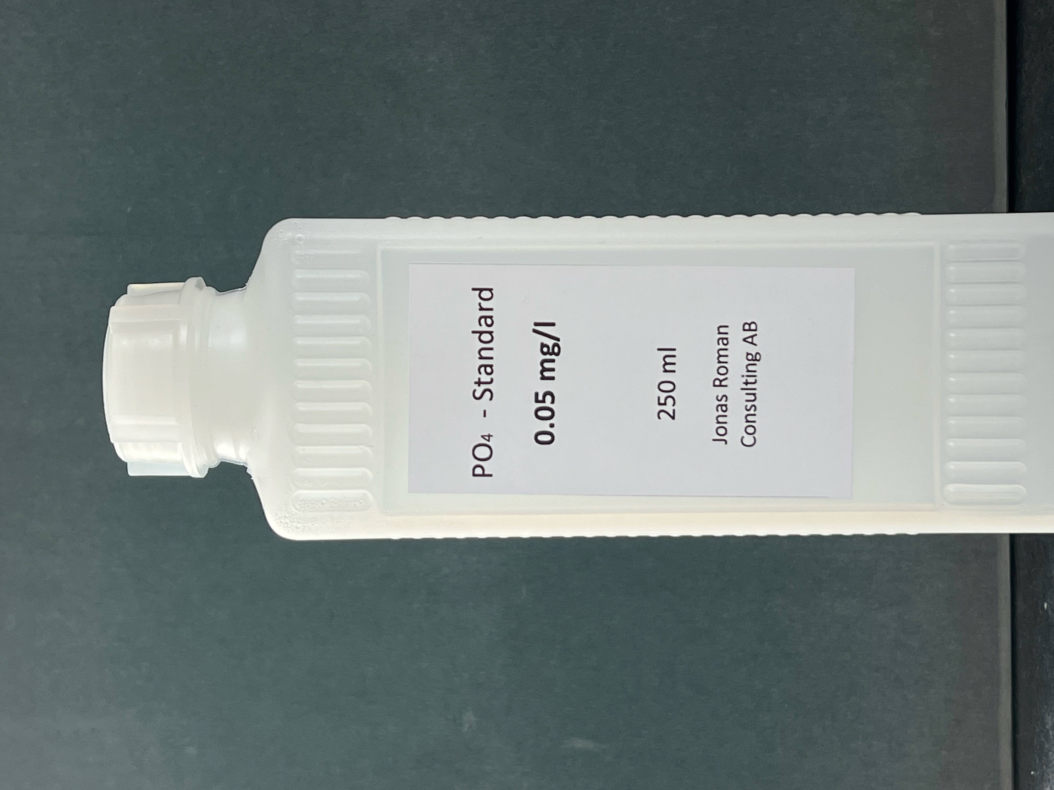 Jonas Roman Reference liquid Po4 250ml - Salt i Väst