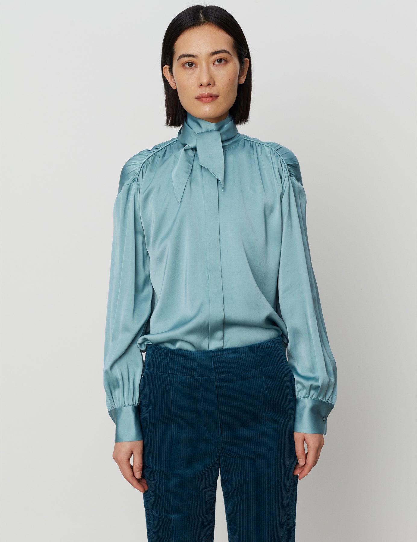 Carson Shiny Viscose - Stone Blue - DAY - Casa Oliv