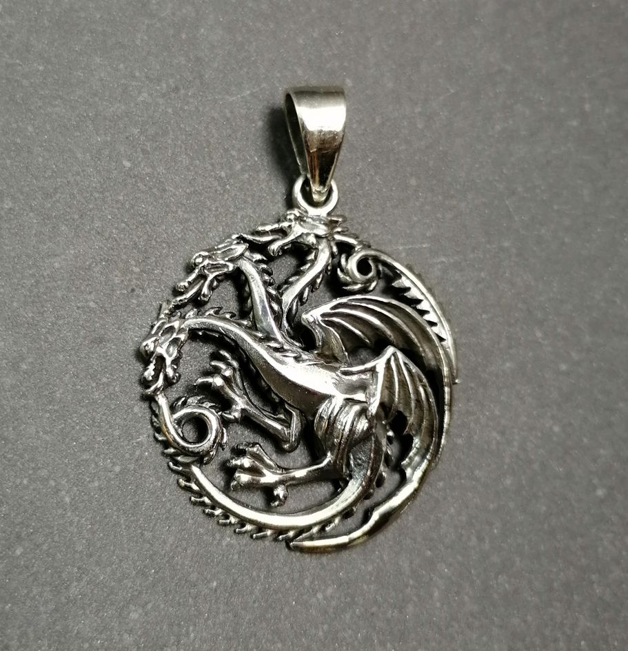 Stengarden.com - Drake Hänge i Silver - Targaryen