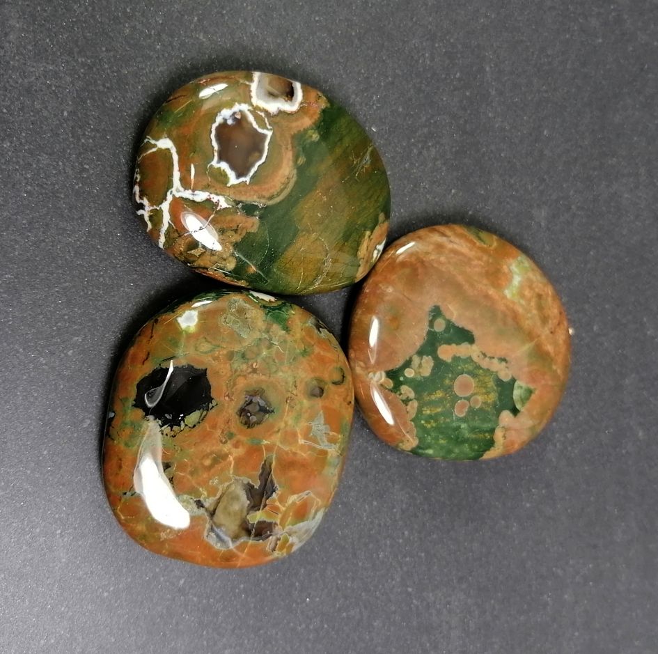 Stengarden.com - Palm Stone "No Worry Stone" - Ryolit