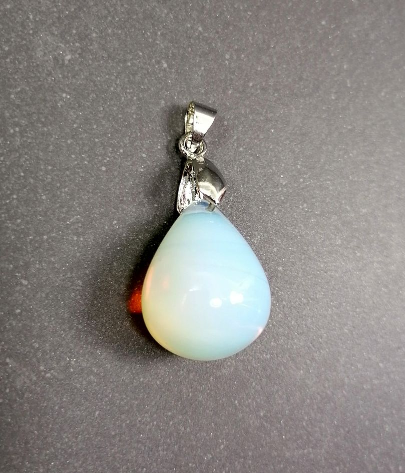 Stengarden.com - Opalit - Droppformat Hänge