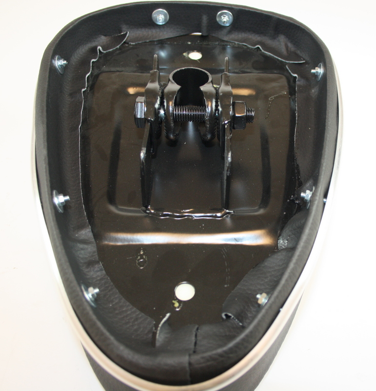 Sadel Puch 21x30 cm, 22 mm sadelstolpe, snygg och välgjord sadel ...