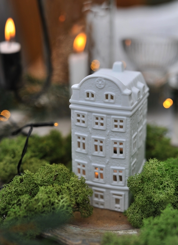 Huslykta - Lykta hus - Vit - Stockholm - NYHET - VitVitareVitast