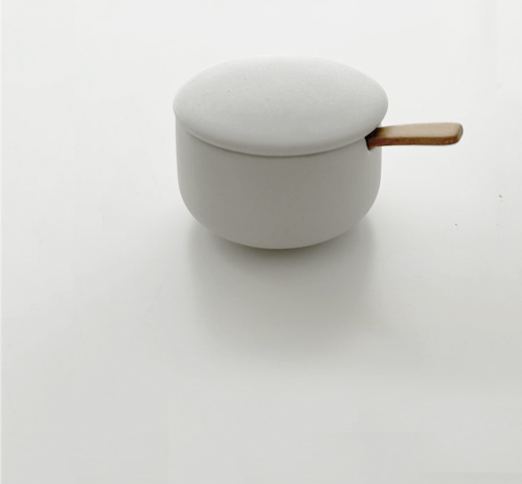 Burk med lock och träsked PURE White - Mimou