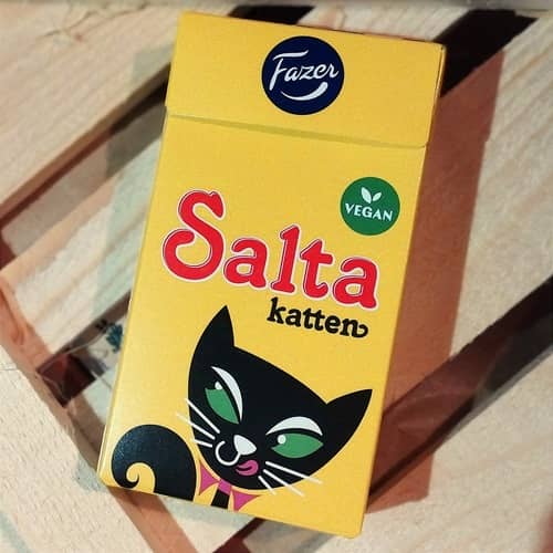 Salta Katten Att Köpa. Tablettask Med Salt Lakrits Tablett