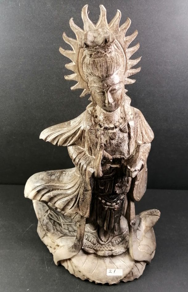 Stengarden.com - Kuan Yin Staty handsnidad i trä - 31,5cm -#2