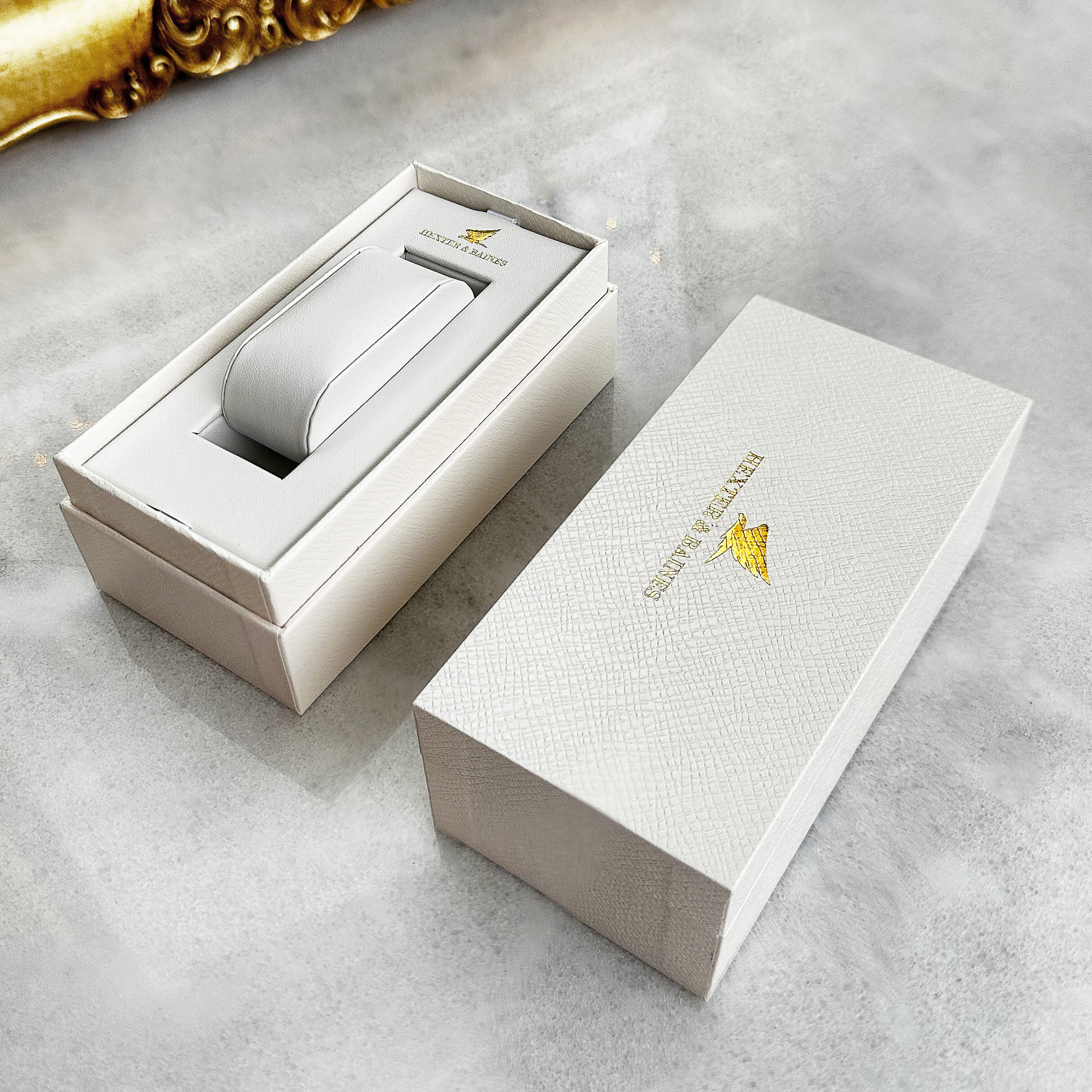 Gala Silver & White - Hexter & Baines