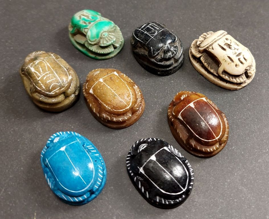 Stengarden.com - Egyptisk Skarabé i Keramik