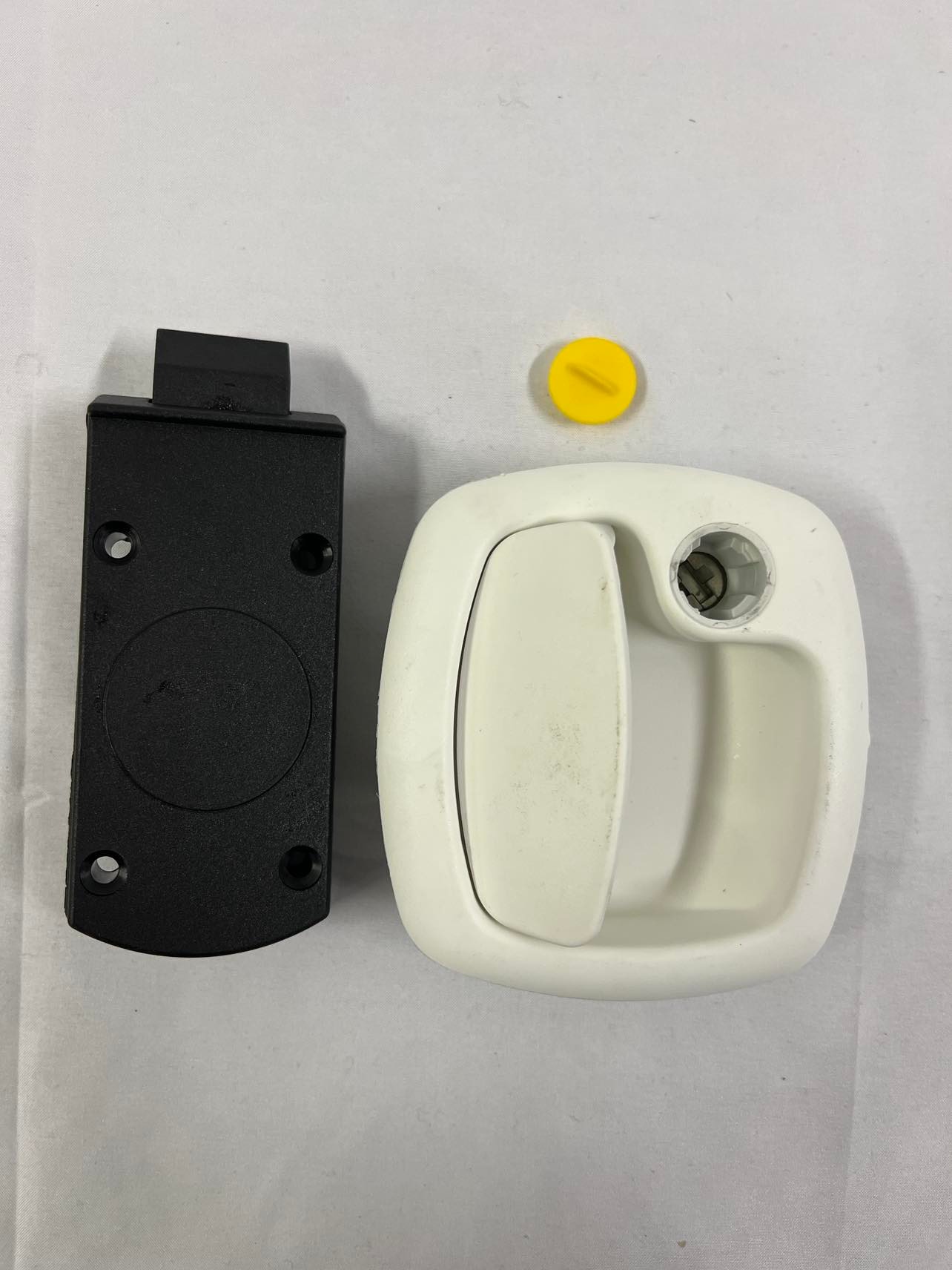 Handtag till garage - Lindströms Husbilar och Husvagnar Webbutik