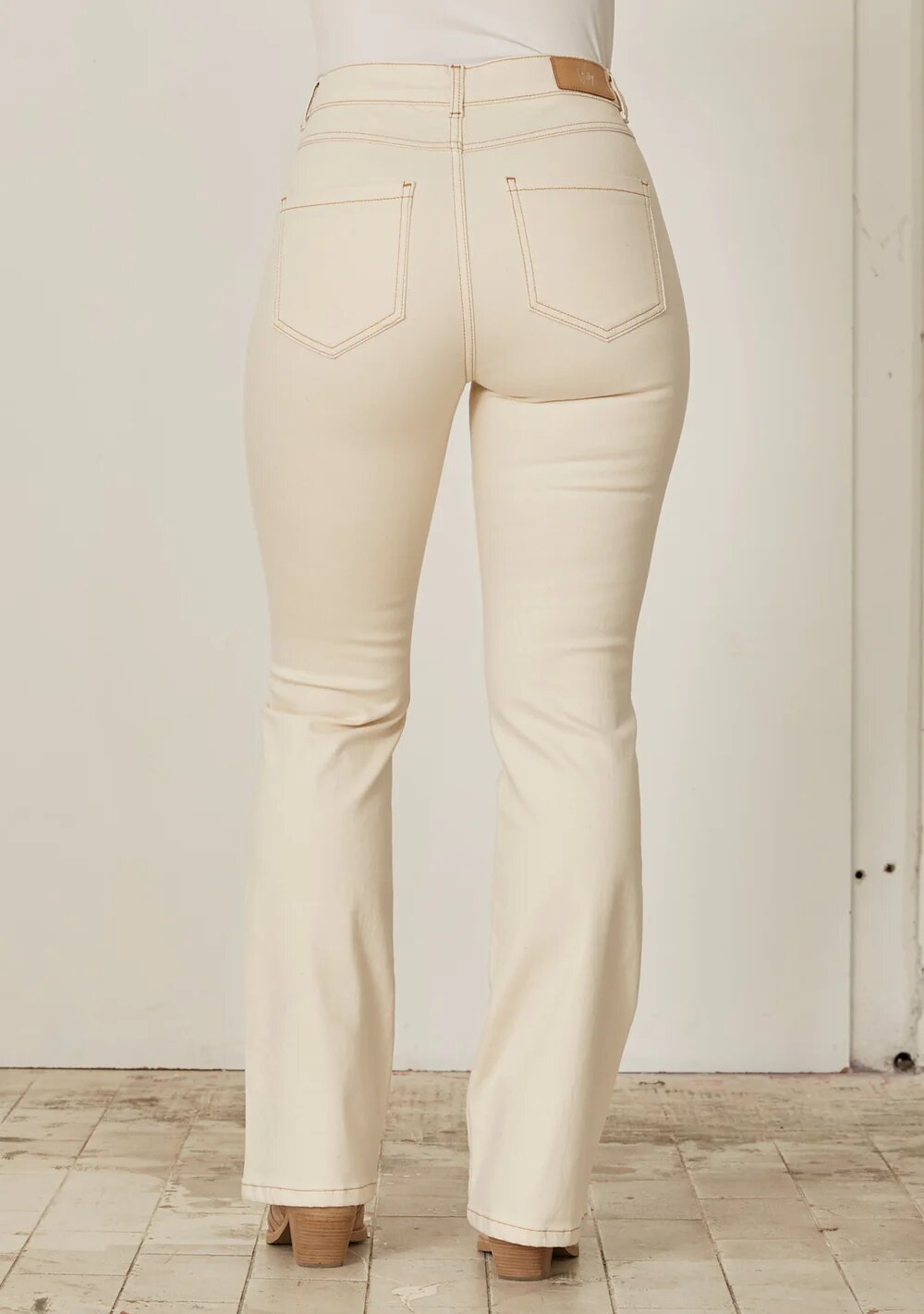 Como Long Flare Pant - Isay - Casa Oliv